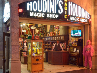 Houdini's Magic Shop - Go Vegas Yourself